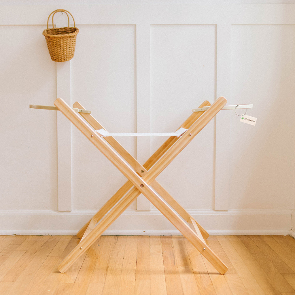 Stationary Bassinet Stand- Natural Pine – Design Dua.